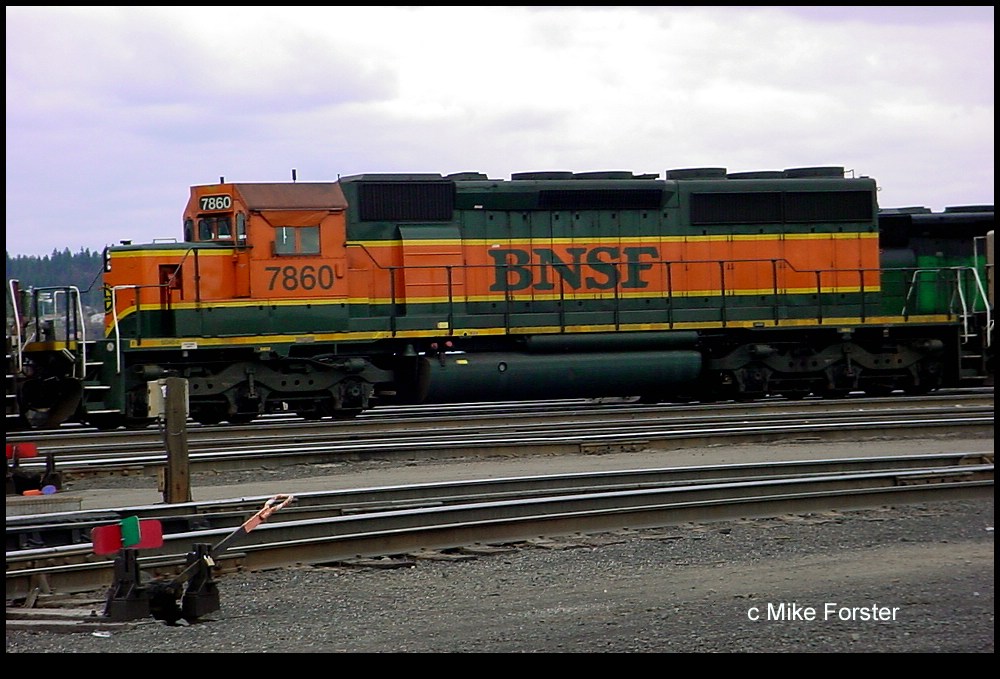 BNSF 7860